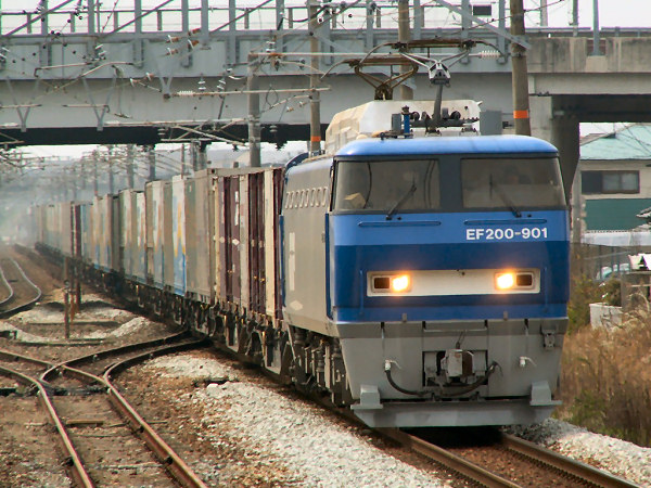 EF200形電気機関車 - 日本の旅・鉄道見聞録